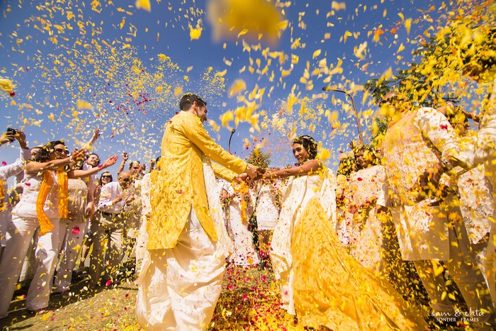 Jewish -Gujju Wedding With a Phoolon ki Holi | WedMeGood