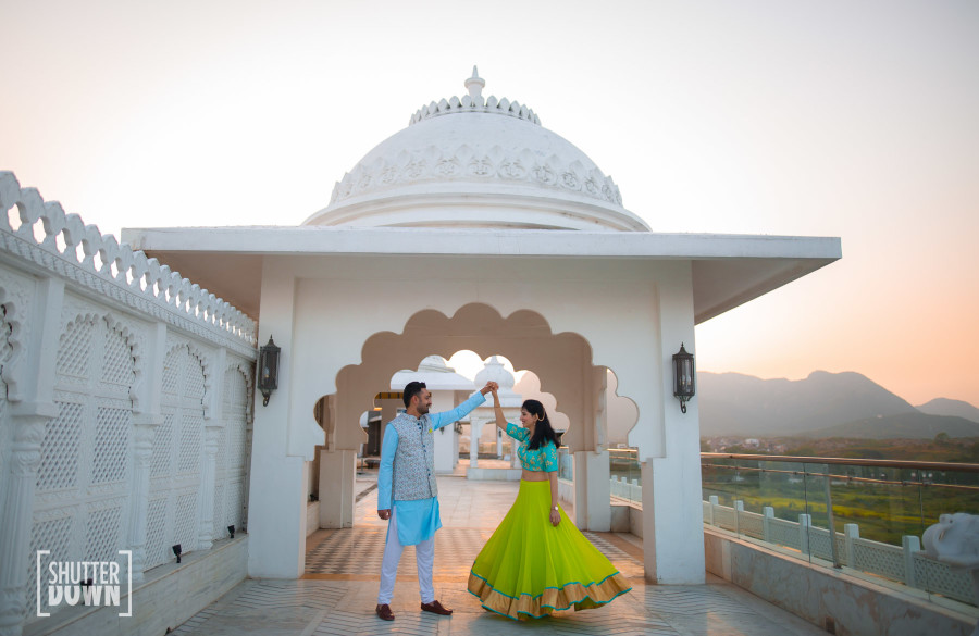 Pretty Udaipur Pre-Wedding Shoot With A Fab Makeover At Lakmé Salon ...