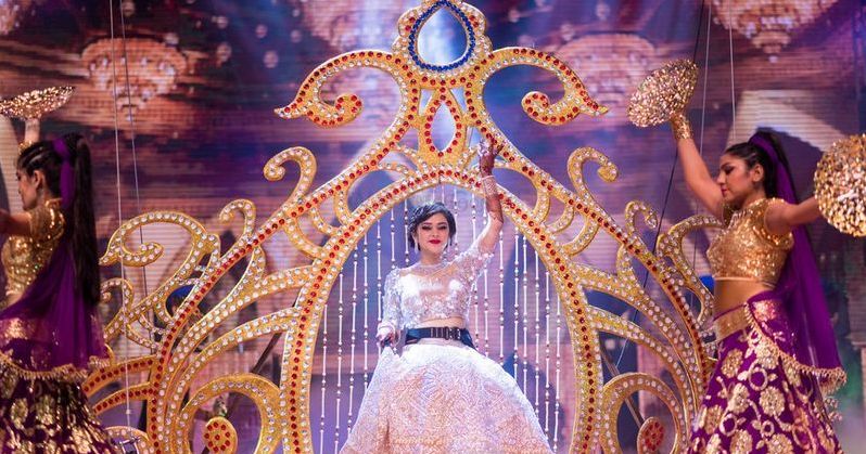 Amazing Ideas To Make Your Bridal Solo Or Couple Dance Unique! | WedMeGood