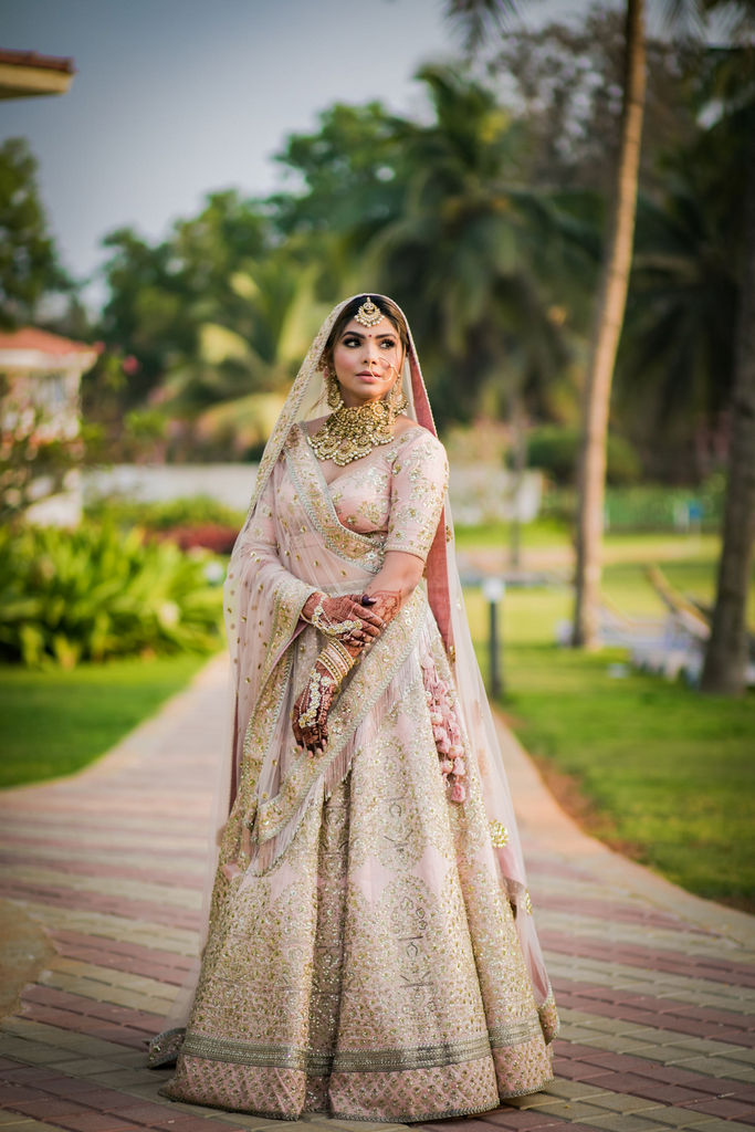 A Beautiful Goa Wedding & A Bride With Her Own Baraat | WedMeGood